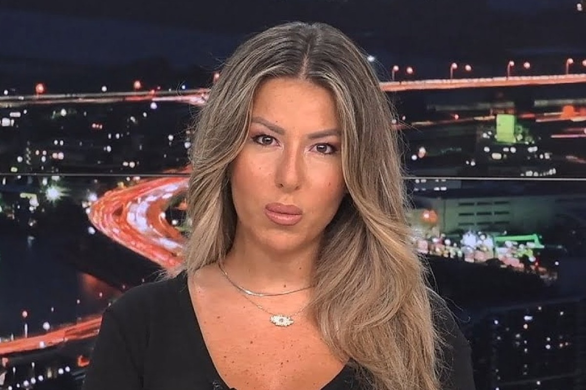 Στο Mega η δημοσιογράφος που έχει γίνει viral και αγαπήθηκε από όλους ...
