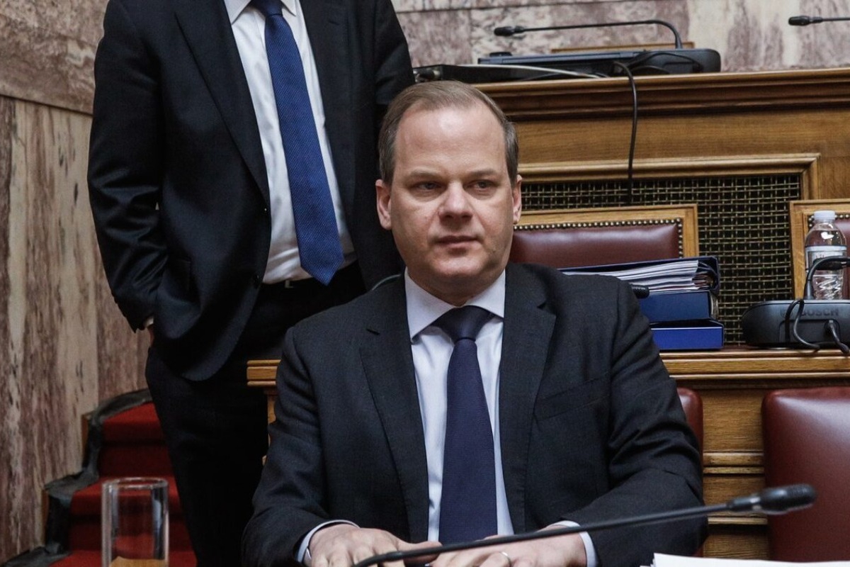 Στη Βουλή η δικογραφία κατά Καραμανλή για τα Τέμπη | E-Radio.gr Ειδήσεις