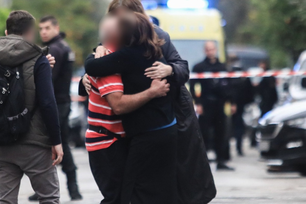 Νίκαια: Βρισκόταν μέρες στο αυτοκίνητο και παρακολουθούσε τον γαμπρό ...