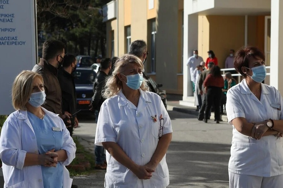 Αρειος Πάγος: Αντισυνταγματικές οι περικοπές στους γιατρούς του ΕΣΥ | E ...